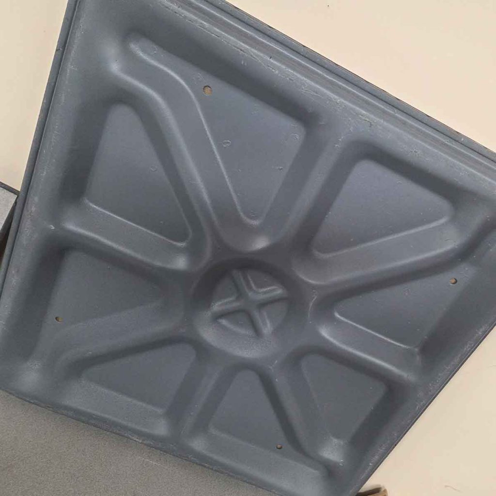 Liskey Retro Raised Floor Panels - Data Center Floor Tiles